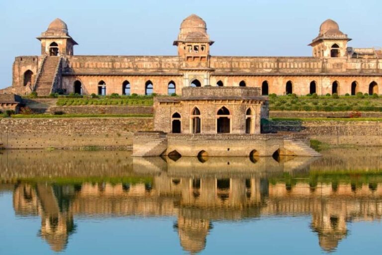 MANDU FULL DAY TOUR FROM INDORE - The Practicalities