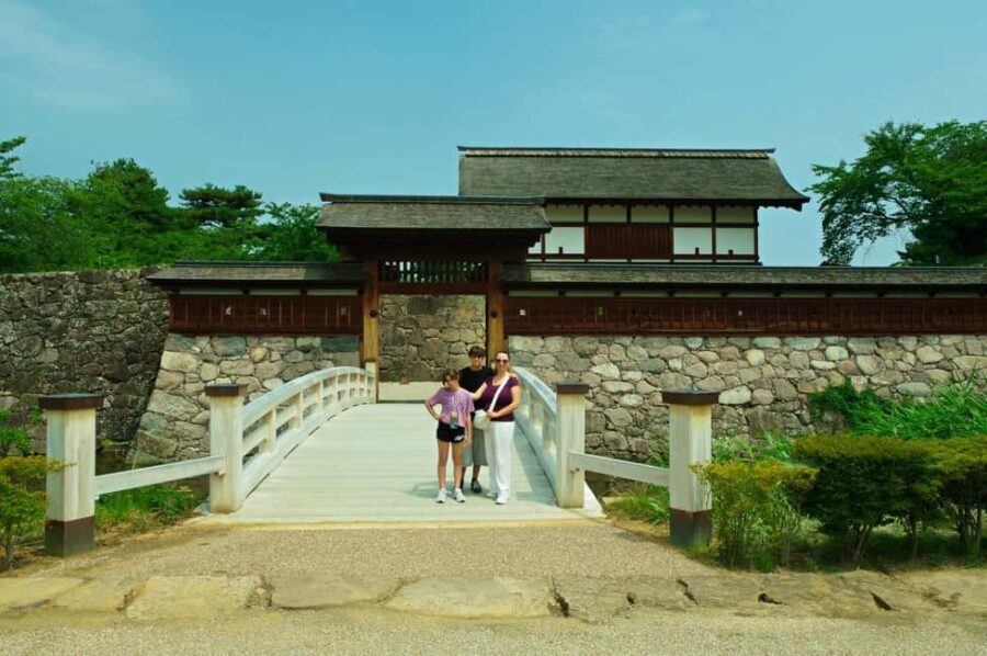 Matsushiro Samurai Town Walking Tour in Nagano - Practical Aspects of the Tour