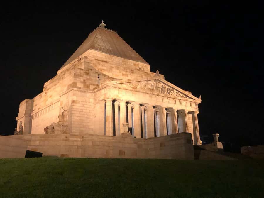 Melbourne: Botanic Gardens & Sports Precinct Walking Tour - What’s Included and How It Works