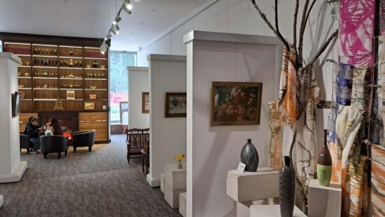 Mimosa Gallery Entry Ticket with Drink & Pastry - Café Delights: Pastry and Drink