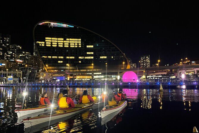 Moonlight Sea Kayaking Experience in Sydney's VIVID Festival - Detailed Itinerary Breakdown