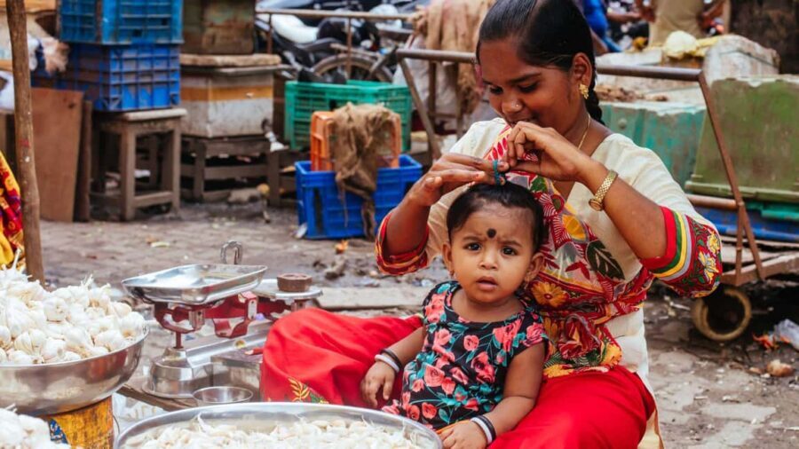 Mumbai: Local Train Ride and City Highlights Day Tour - Practical Details and Tips