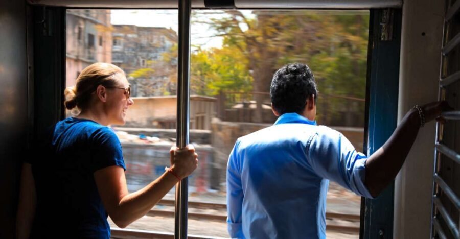 Mumbai: Local Transport & Dabbawallah Tour - Who is this tour perfect for?