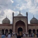 Old Delhi Tour on Luxurious Rickshaw with Wireless Headset - Wireless Headsets: Staying Connected
