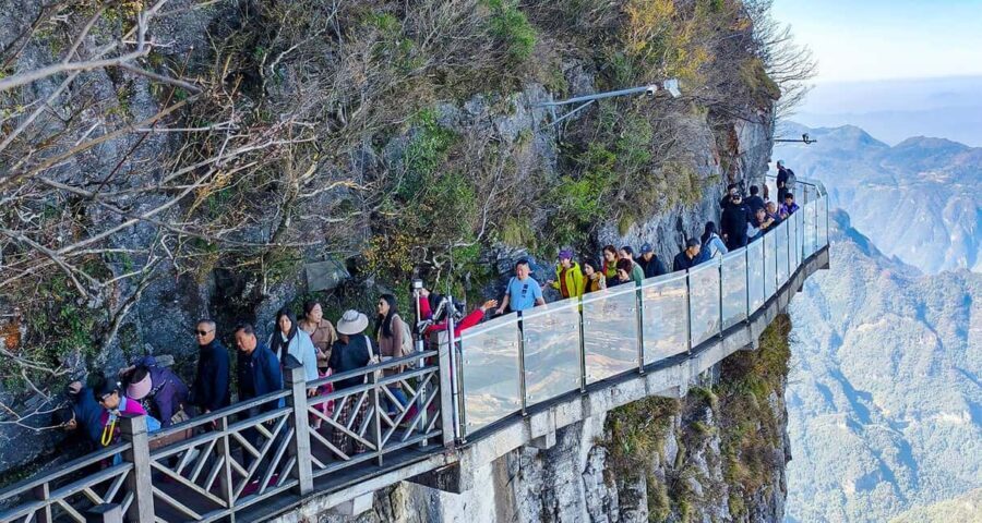 One Day Mini Group Tour to Glass Bridge and Tianmen Mountain - Itinerary Breakdown