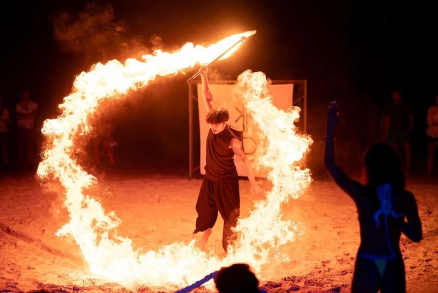 Phuket: Kudo Beach Club Entry with Set Menu - Who Will Love This?