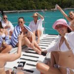 Private 2hr Yacht Hire Whitsundays - Practical Tips for Booking and Enjoyment