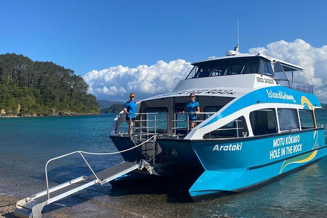 Private Charter: Hole in the Rock Cruise with Island Stopovers - What’s Included and What’s Not