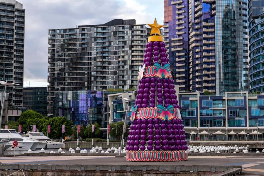 Private Christmas Walking Tour in Melbourne City Lights - The Itinerary - What to Expect