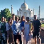 Private Cultural Taj Mahal Tour by Gatimaan Express Train - Visiting the Agra Fort