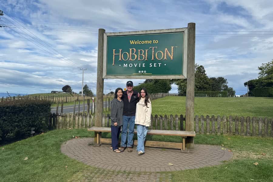 Private Day Tour - Hobbiton Movie Set, Rotorua & Treewalks - Why This Tour Stands Out
