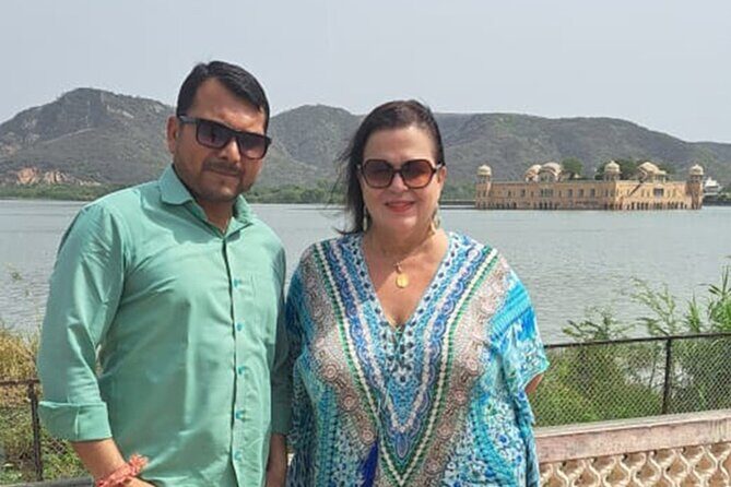 Private Jaipur Day Tour with Driver and Guide- All Inclusive - Exploring Jaipur with a Private Guide and Driver