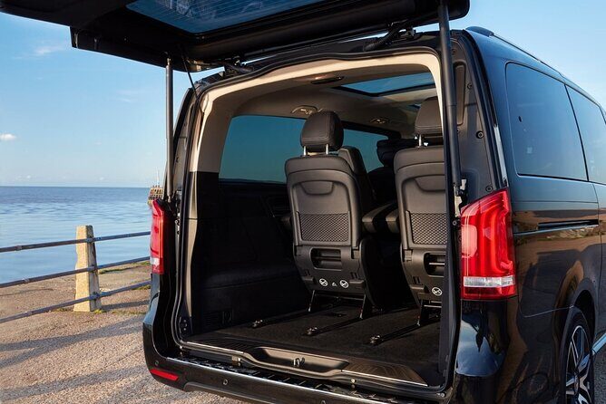 Private Luxury Airport Transfer to/from Central Auckland - Who is This Transfer Best For?