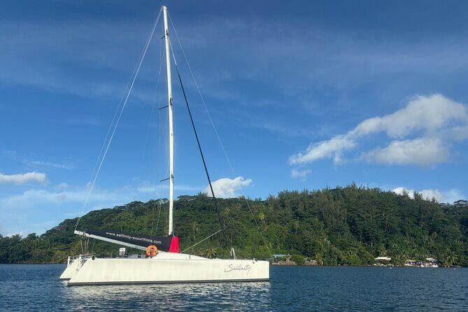 Private Sunset Cruise to Raiatea Sailinity - A detailed look at what this cruise offers