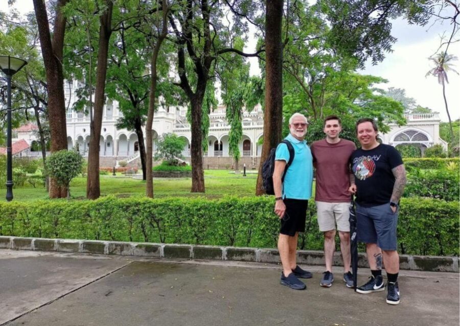 Pune: Private Guided Sightseeing Tour by Car with Snacks - Discovering Pune’s Royal Heritage: Shaniwar Wada & Lal Mahal