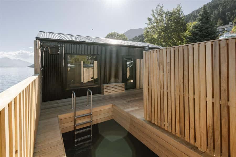 Queenstown: Floating Sauna Experience on Lake Whakatipu - The Itinerary: What to Expect