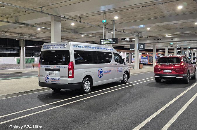 Reliable Transfers Across New Zealand with Trekway NZ - Booking and Pricing