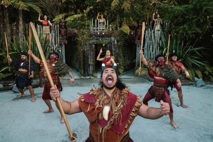 Rotorua: Jet Boat, Waiotapu, and Te P T Tour with Dinner - Waiotapu Geothermal Wonderland