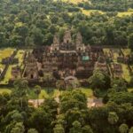 Shared day tour with Spanish-speaking guide at Angkor Temple. - A Deep Dive into the Itinerary