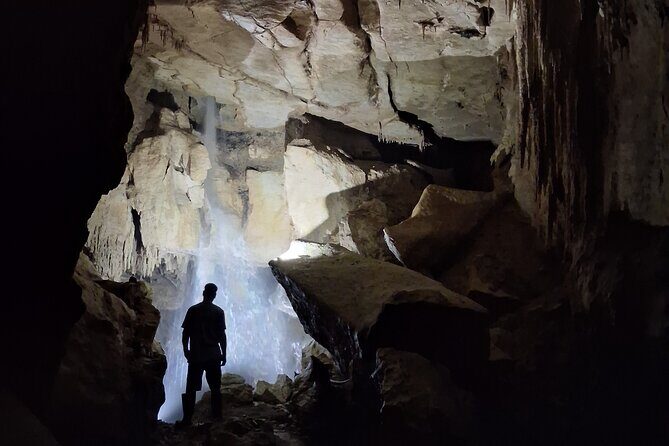 Starburst Cathedral deep inside Milky Way Glowworm Cave - FAQ