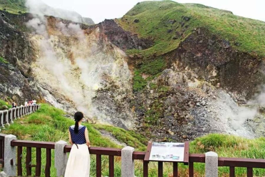 Taipei's Backyard - Yangmingshan National Park Day Tour - Key Points