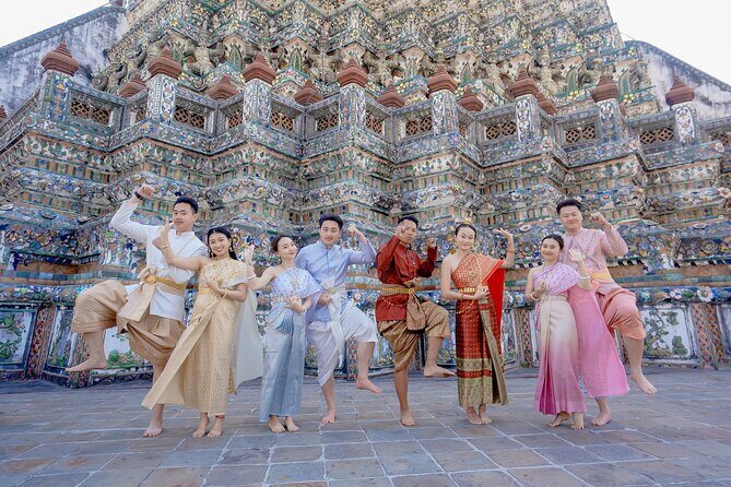 Thai Costume Photography at Wat Arun/Pho Temple: Bangkok - Who Will Love This Experience?