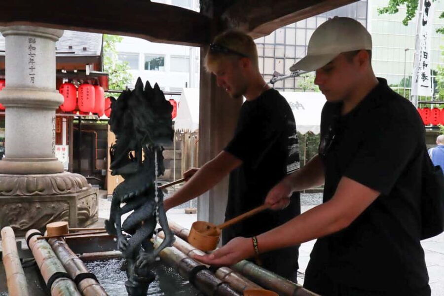 Tokyo: Akasaka Walking Tour with Temple Visit - The Practicalities: What You Need to Know