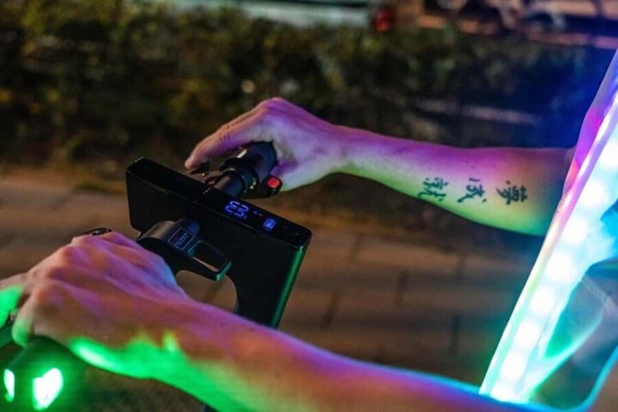 Tokyo: E-scooter Ride around the Imperial Palace area - Detailed Breakdown of the Itinerary