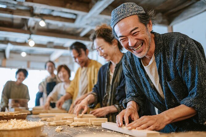 Tokyo Shinjuku Chopsticks Making Class - The Meeting and End Points