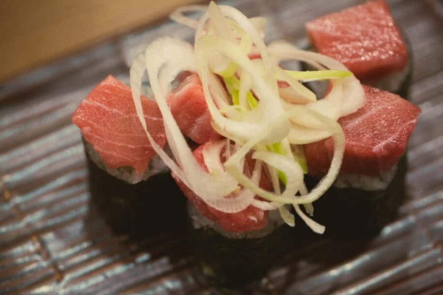 Tokyo: Shinjuku Izakaya and Golden Gai Bar Hopping Tour - Practicalities and What to Expect