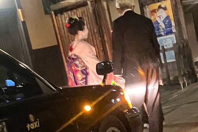 Top Notch walking tour of Historic Kyoto Gion District - Who Should Consider This Tour?