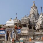 Udaipur: Private City Tour and Jagdish Temple - Transportation and Group Size