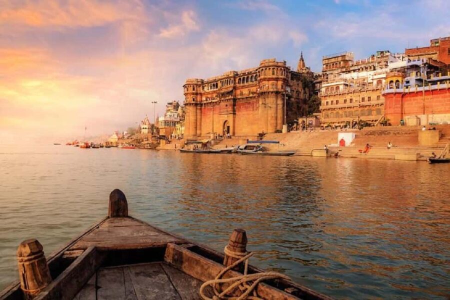 Varanasi Sunrise Tour with Ganga Aarti & Free Boat Ride - The Historic and Cultural Significance of Harishchandra Ghat