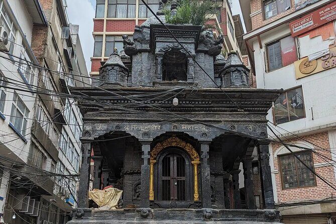 Walking Tour from Bazaar to Hippie Hub Ason and Freak Street - Stepping Into the Hippie Legacy: Freak Street