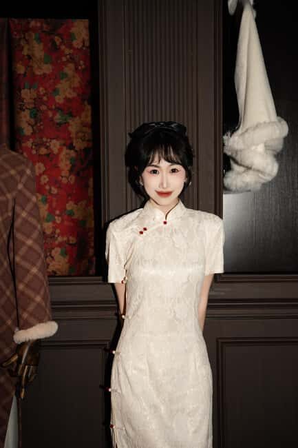 Wuhan: Yellow Crane Tower, East Lake & Hankow Tour - Detailed Breakdown of the Itinerary