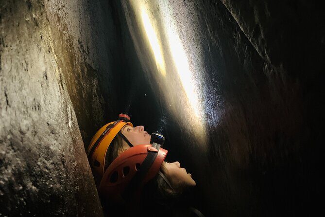 Yarra Valley Britannia Creek Caving Adventure - Navigating the Cave System
