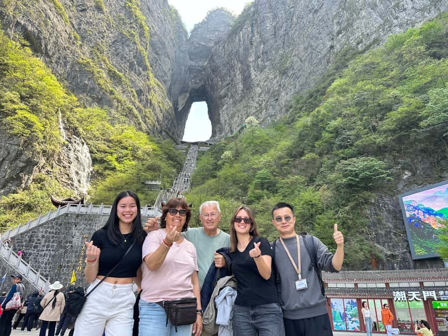 1-Day Private Tour to Tianmen Mountain & Glass Bridge - The Itinerary Breakdown
