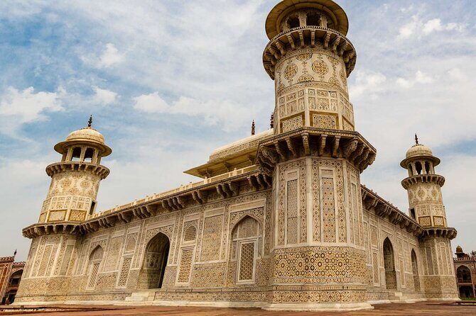 1 Day Taj Mahal Agra Fort and Baby Taj Tour From Delhi by Car - Authentic Reviews and Traveler Insights