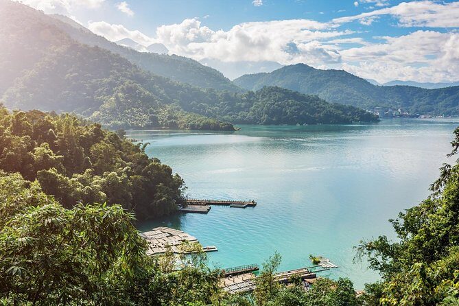 1-day Tour to Sun Moon Lake from Taipei by High Speed Rail