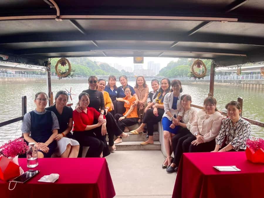 1 hour Nhieu Loc boat tour experience: A historic canal - Views and Atmosphere