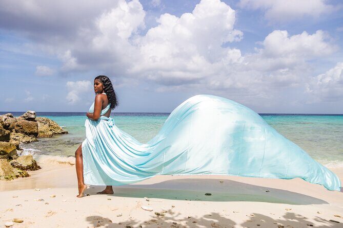 1 Hour Private Flying Dress Photoshoot in Curacao - What You Can Expect From the Experience