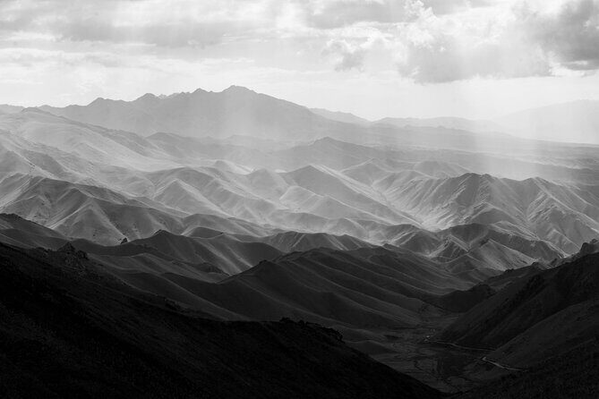 10 Day Nomad Horseback Tour Trekking to Song-Kul - Who Should Consider This Tour?