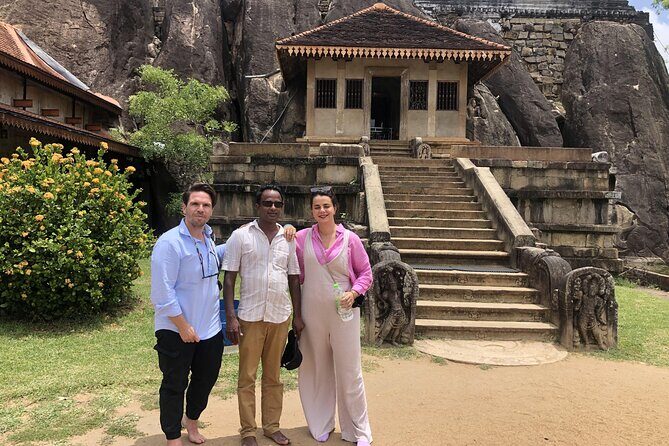 14-Day Private Tour All Around Sri Lanka - Scenic Train Journey and Hill Country Wonders