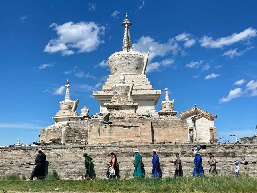 2-Day Kharkhorin Town, Granite Mountain, and Sand Dunes - What Makes This Tour Stand Out