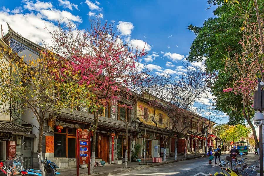 2-Day Lugu Lake: Boat Ride, Island Hike & Mosuo Cultural - Practicalities & Value