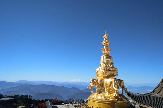 2-Day Panda Base plus Leshan Giant Buddha and Emei Mountain Tour - The Logistics and Value