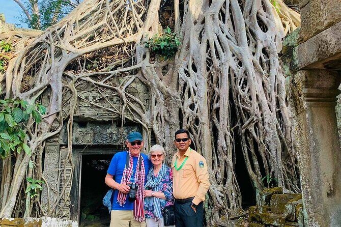 2 Day Private Tour Angkor Wat and Sambor Preikuk - Detailed Review of the Itinerary