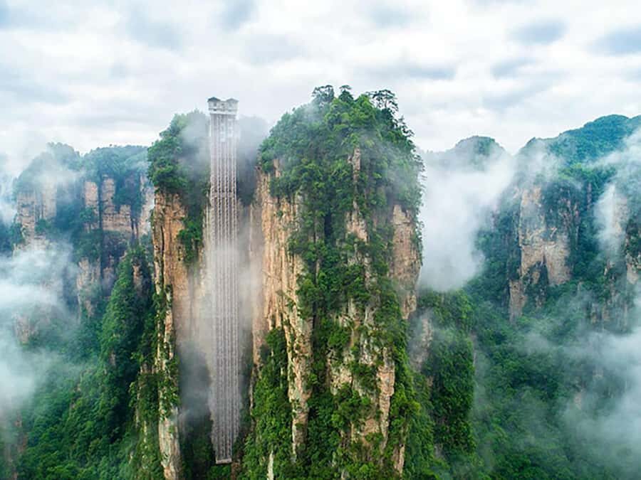 2-Day Private Tour to Mt.AVATAR & Glass Bridge & Mt.Tianmen - Day 2: Tianmen Mountain and Its Dramatic Scenery