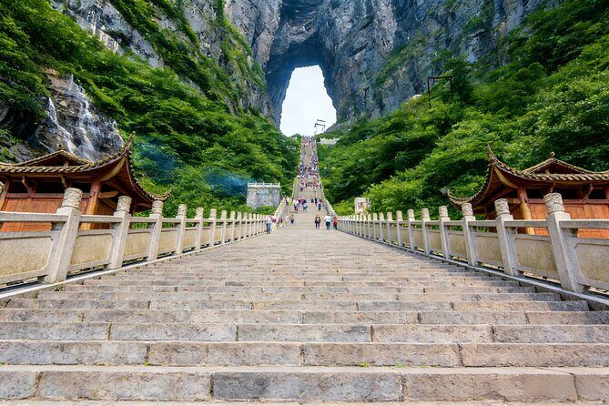 2-Day Private Tour to Zhangjiajie National Park from Beijing with Accommodation - What’s Included and What’s Not
