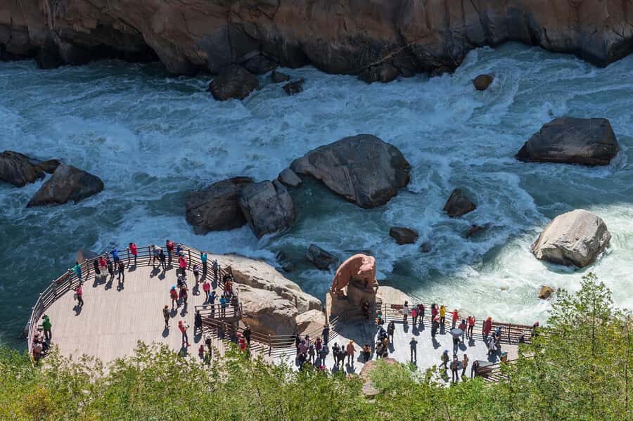 2-Day Shangri-La Adventure from Lijiang - Exploring Tiger Leaping Gorge